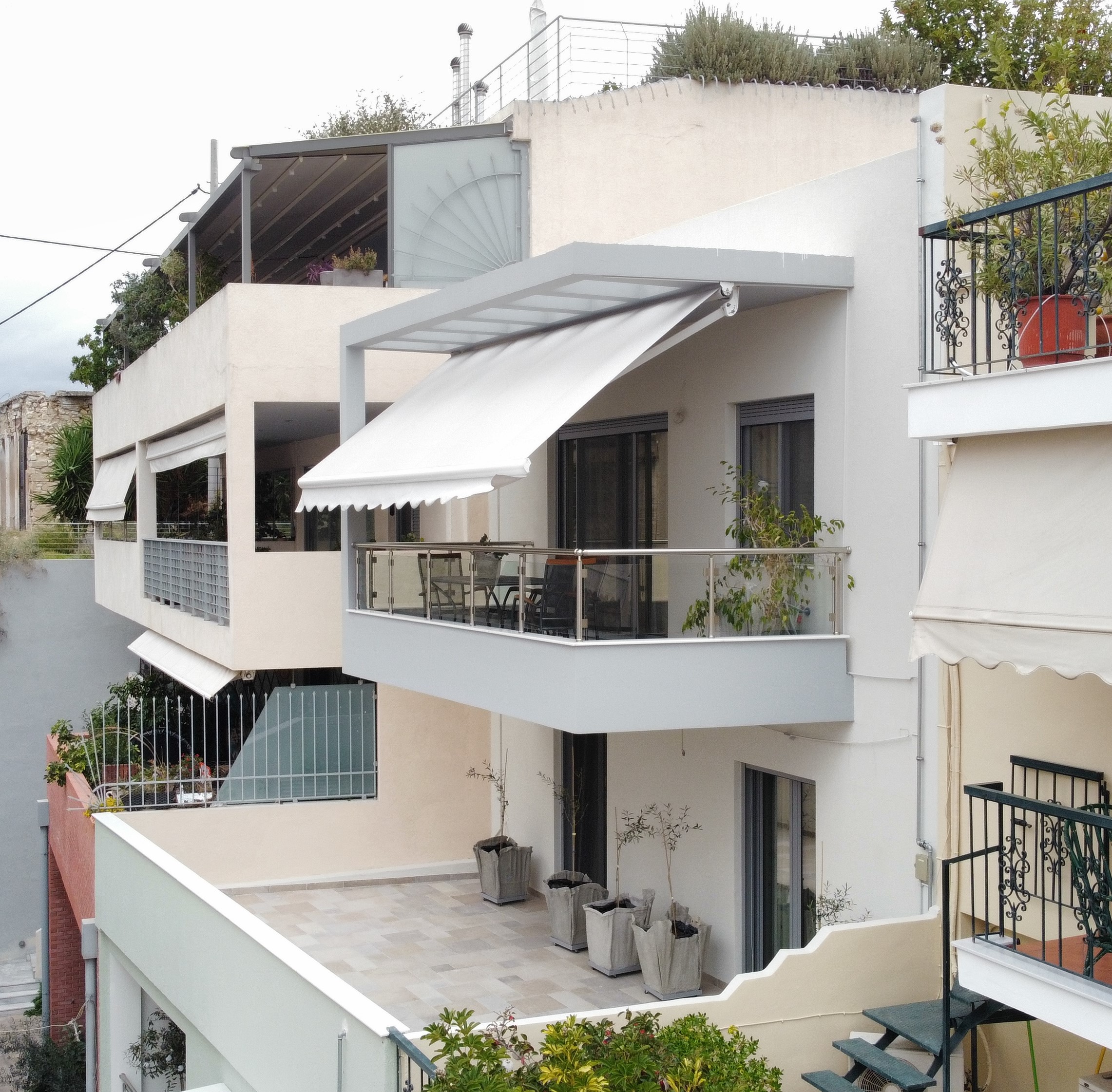 Αναμόρφωση κτιρίου Καστέλα ΚΑΤΑΣΚΕΥΑΣΤΙΚΗ ΛΑΓΑΝΗ & ΣΙΑ