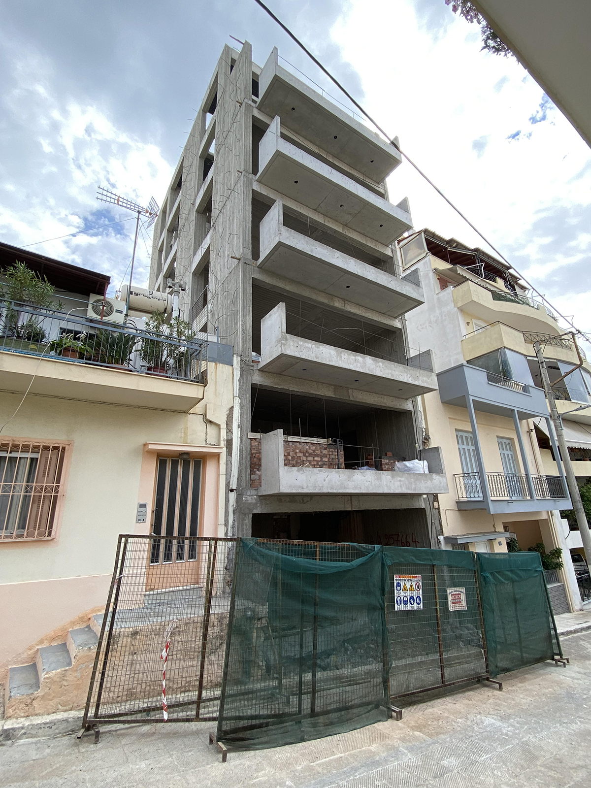 Νέα οικοδομή στον Πειραιά ΚΑΤΑΣΚΕΥΑΣΤΙΚΗ ΛΑΓΑΝΗ & ΣΙΑ