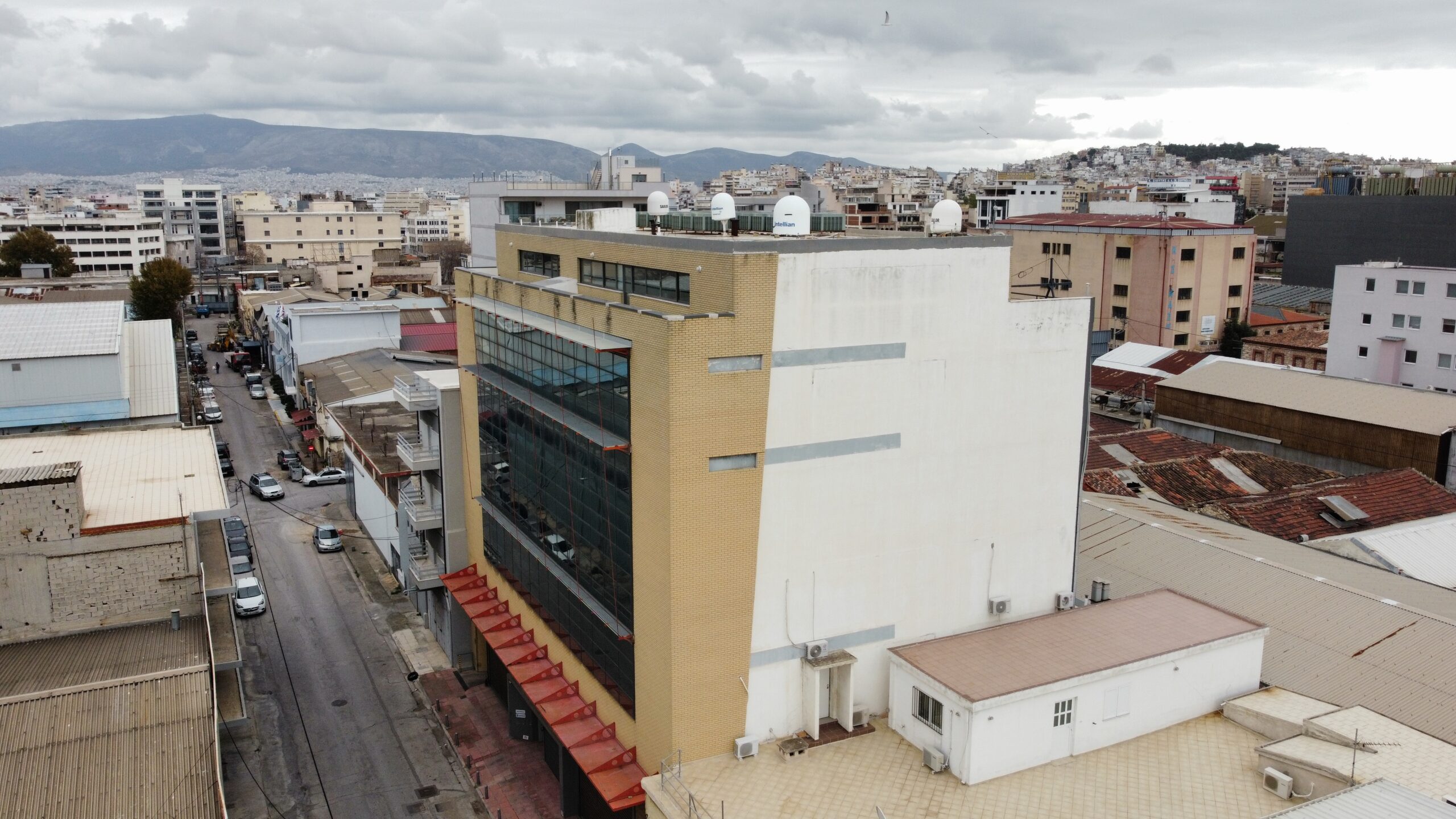 Ανέγερση εμπορικού κτιρίου ΚΑΤΑΣΚΕΥΑΣΤΙΚΗ ΛΑΓΑΝΗ & ΣΙΑ